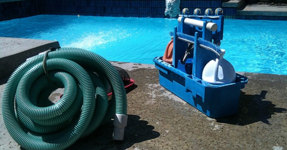 How To Start A Pool Service Business | GorillaDesk